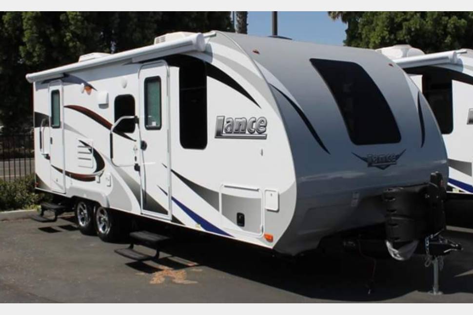 Beautiful high end mid travel trailer, ideal for a couple with kids ...